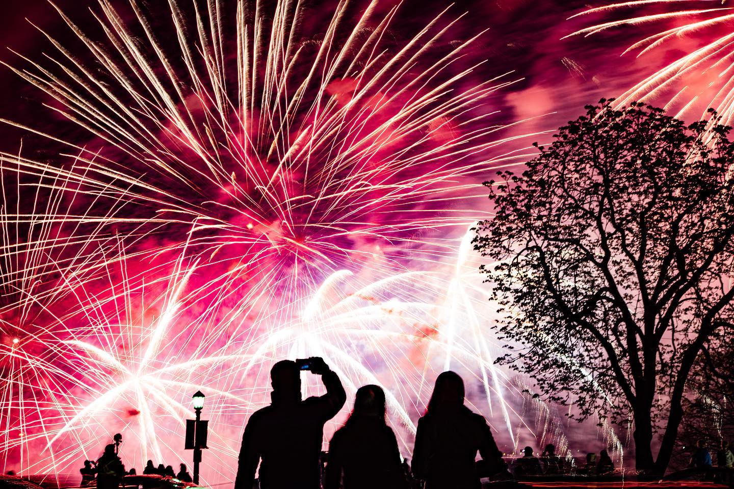 Nightly Niagara Falls Fireworks